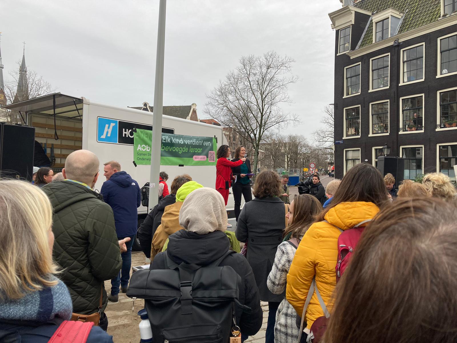 Grote zorgen over noodgreep scholen Amsterdam | Defence for Children